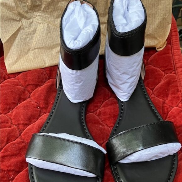 Frye | Shoes | Pair Frye Carson Sandals | Poshmark